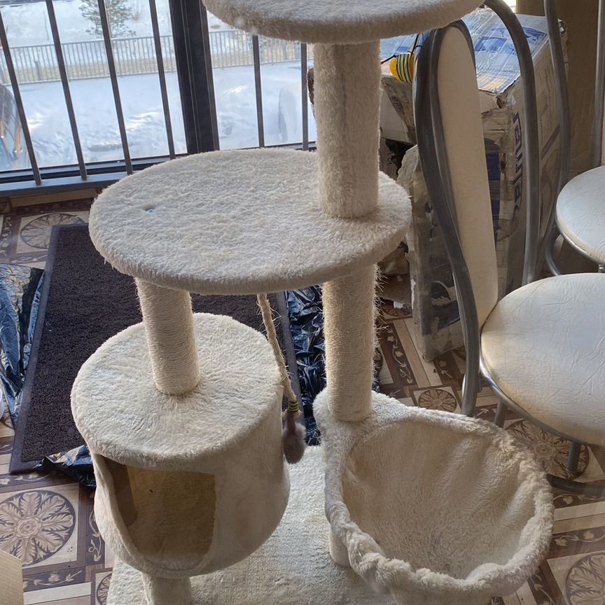 Когтеточка домик для кошки бу