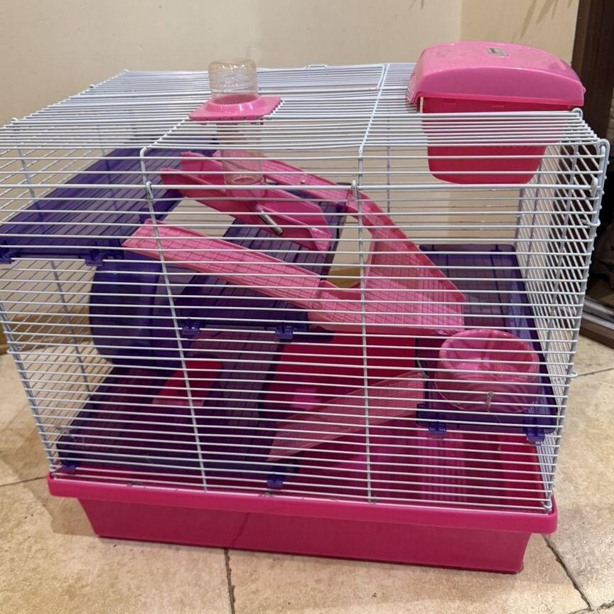 Клетка для грызунов большая в отличном состоянии