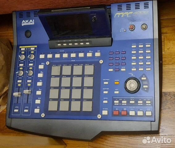 Akai MPC4000 midi Production Center Sampler купить в Москве с доставкой ...