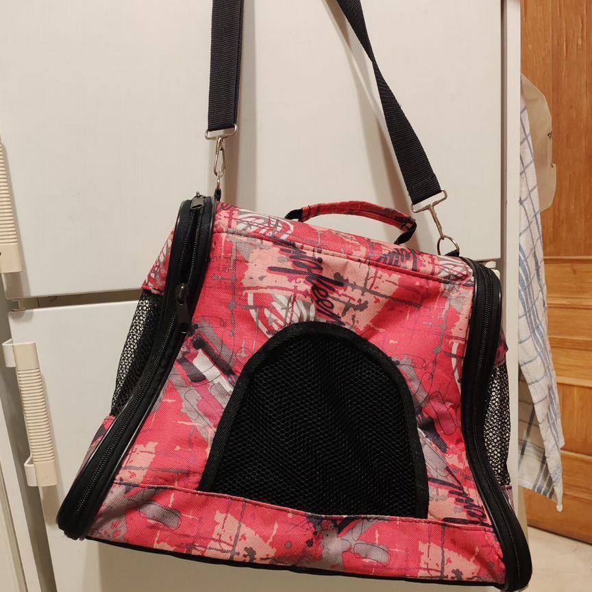 Сумка переноска для небольших кошек и щенков