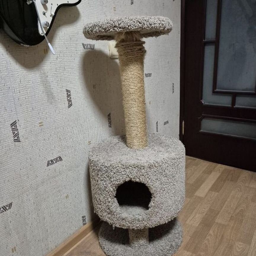 Когтеточка домик для кошки бу
