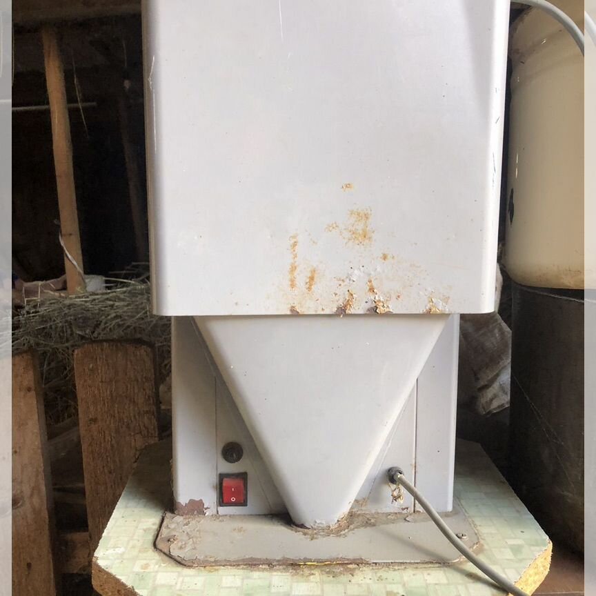 Зернодробилка бу