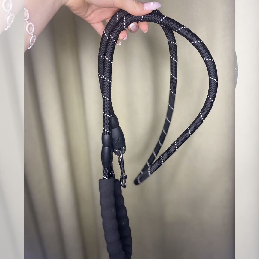 Поводок для собак