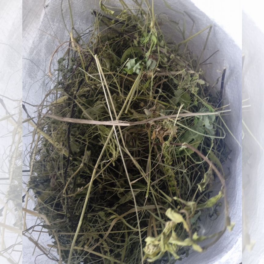 Сено в мешках