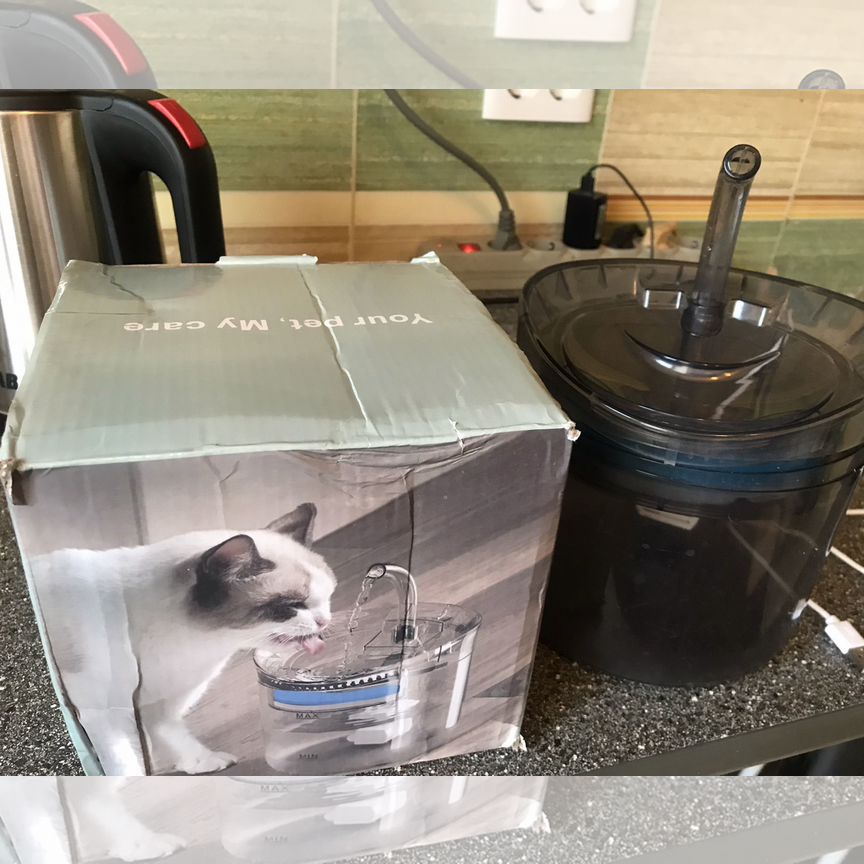 Поильник для кошек