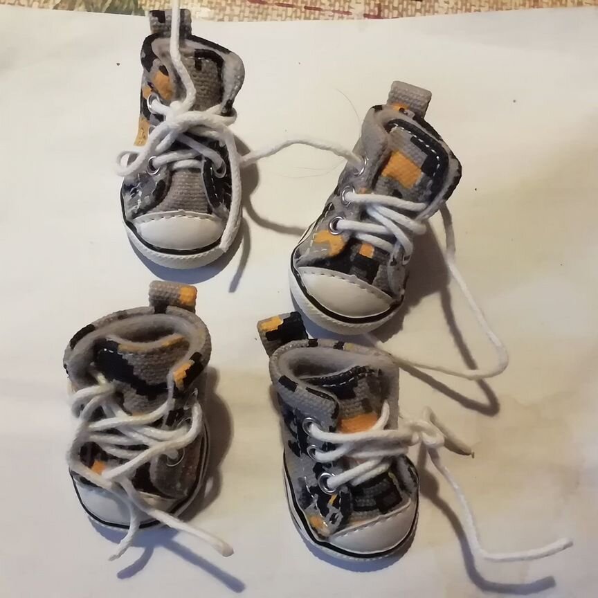 Ботинки для маленьких собак