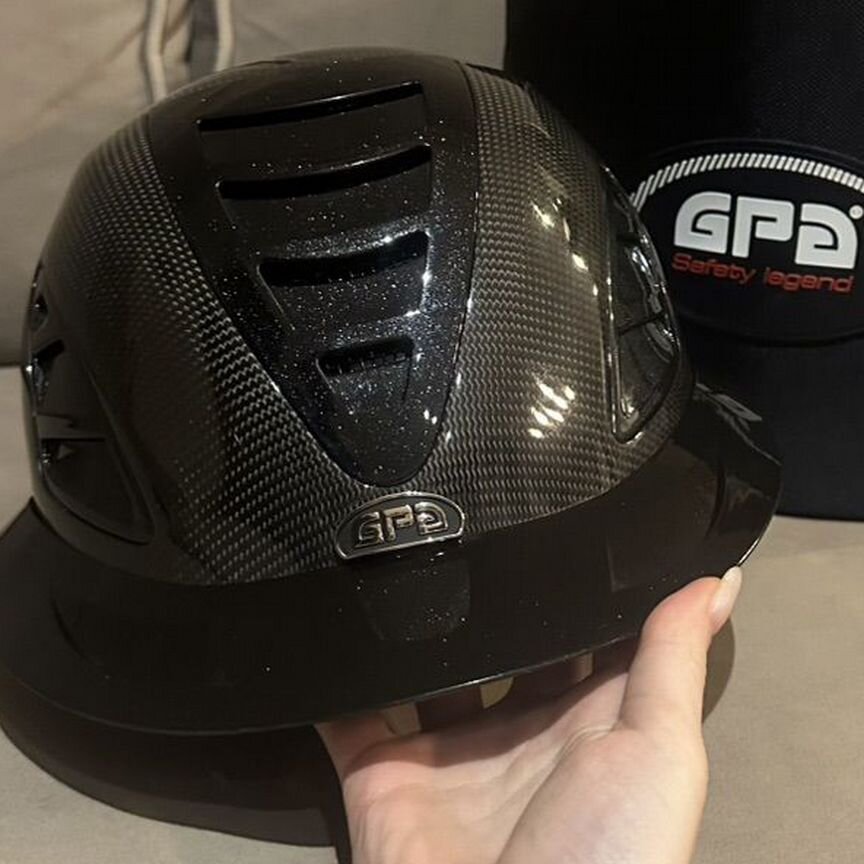 Шлем GPA Carbon