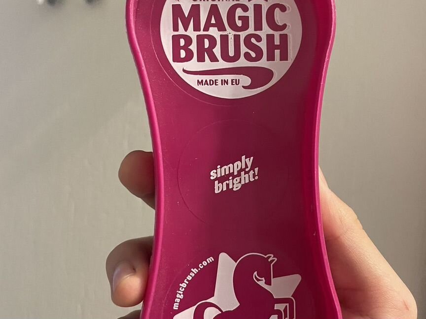 Щетки для лошади