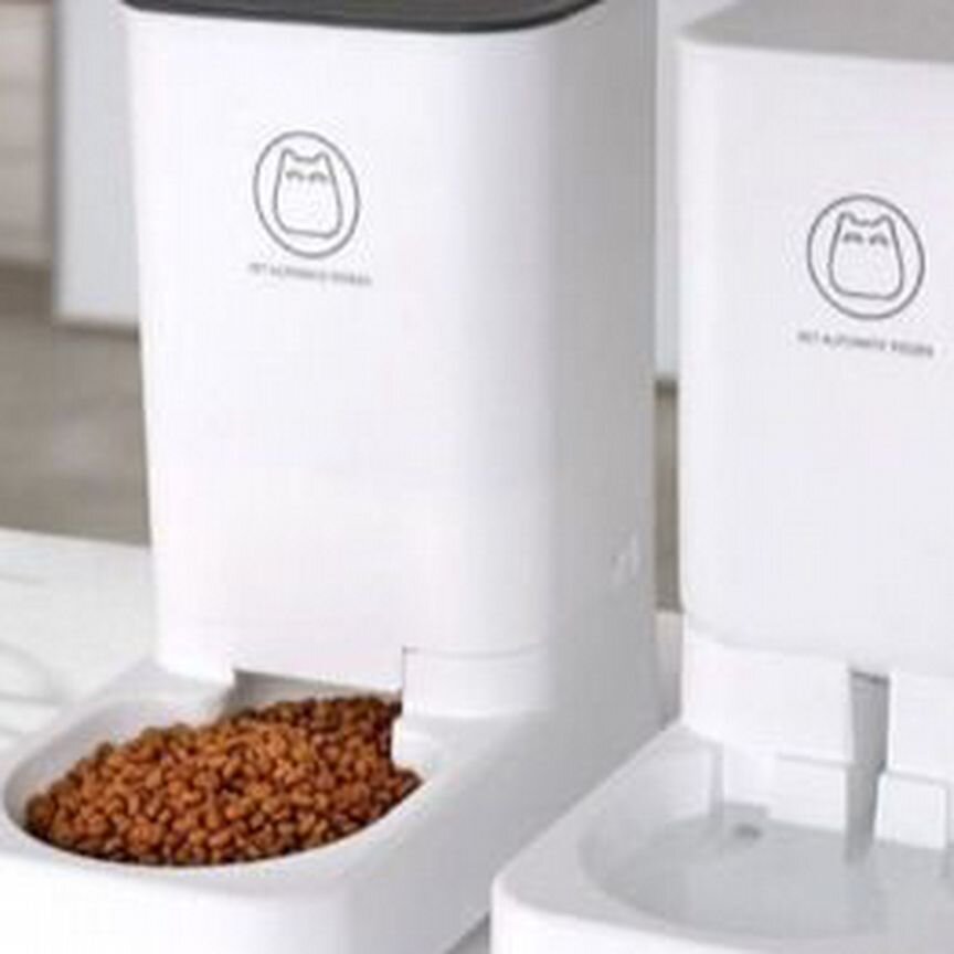 Автоматическая кормушка Корм 800гр