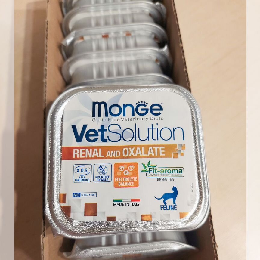 Корм для кошек Monge Renal and Oxalate VetSolution