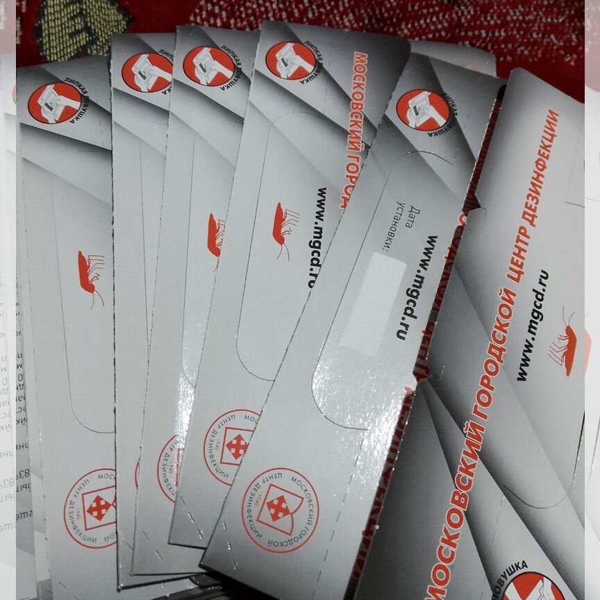 Липучка для тараканов