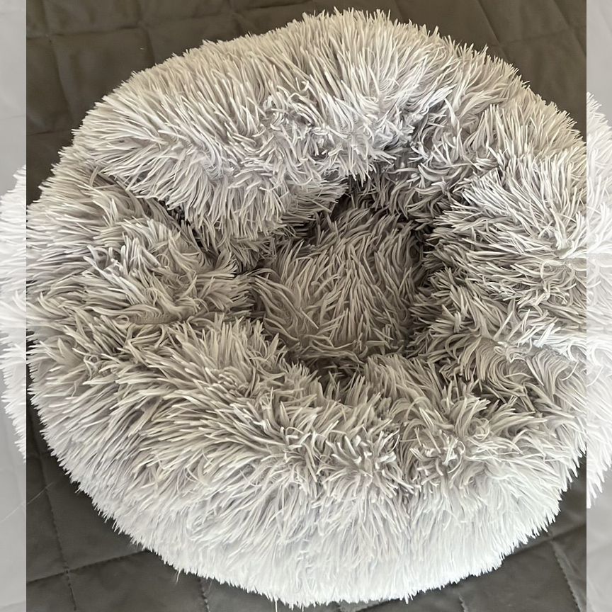 Новая лежанка для собак и кошек