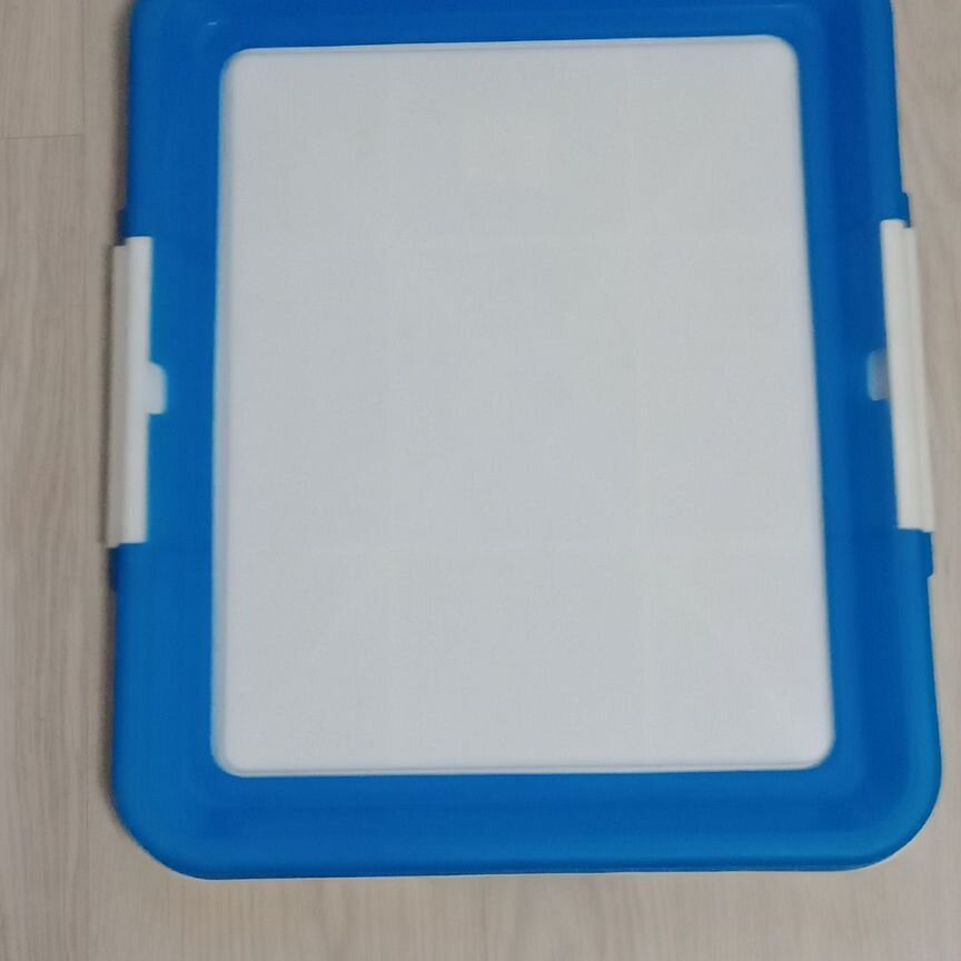 Лоток для собак под пеленку