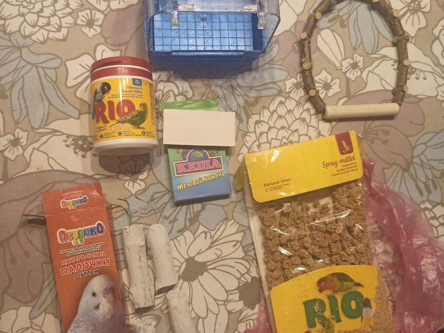 Всё для попугаев