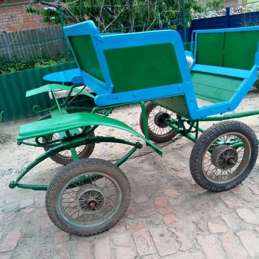 Фаэтон с выездной сбруей