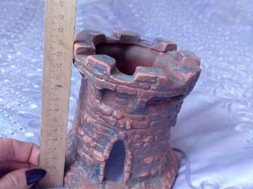 Гроты, грунта и аксессуары для аквариума