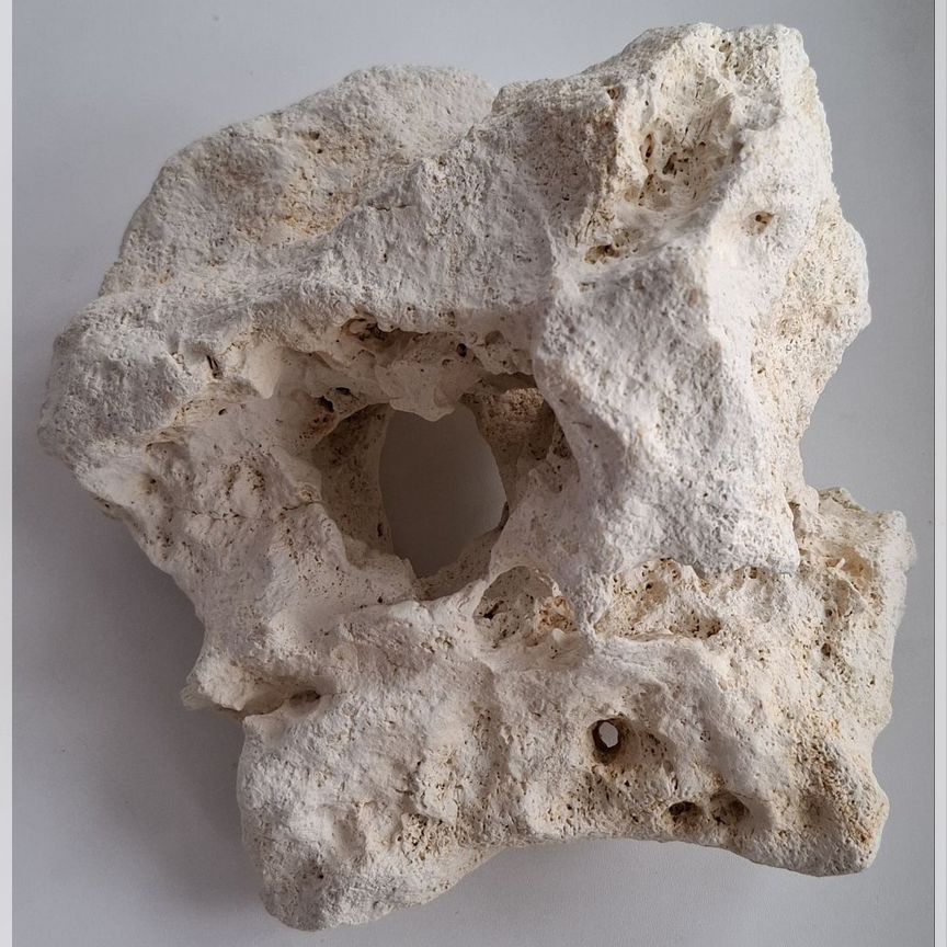 Камень (декор) в аквариум