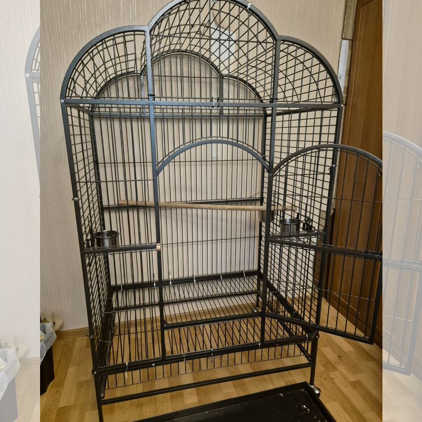Клетка для крупного попугая