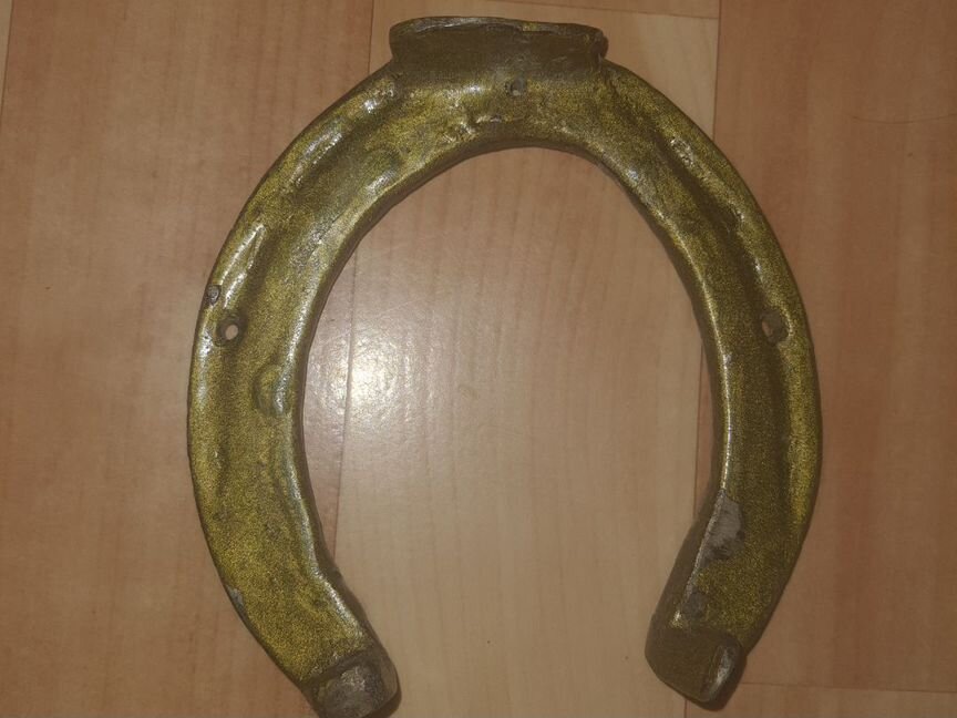 Подкова для лошади