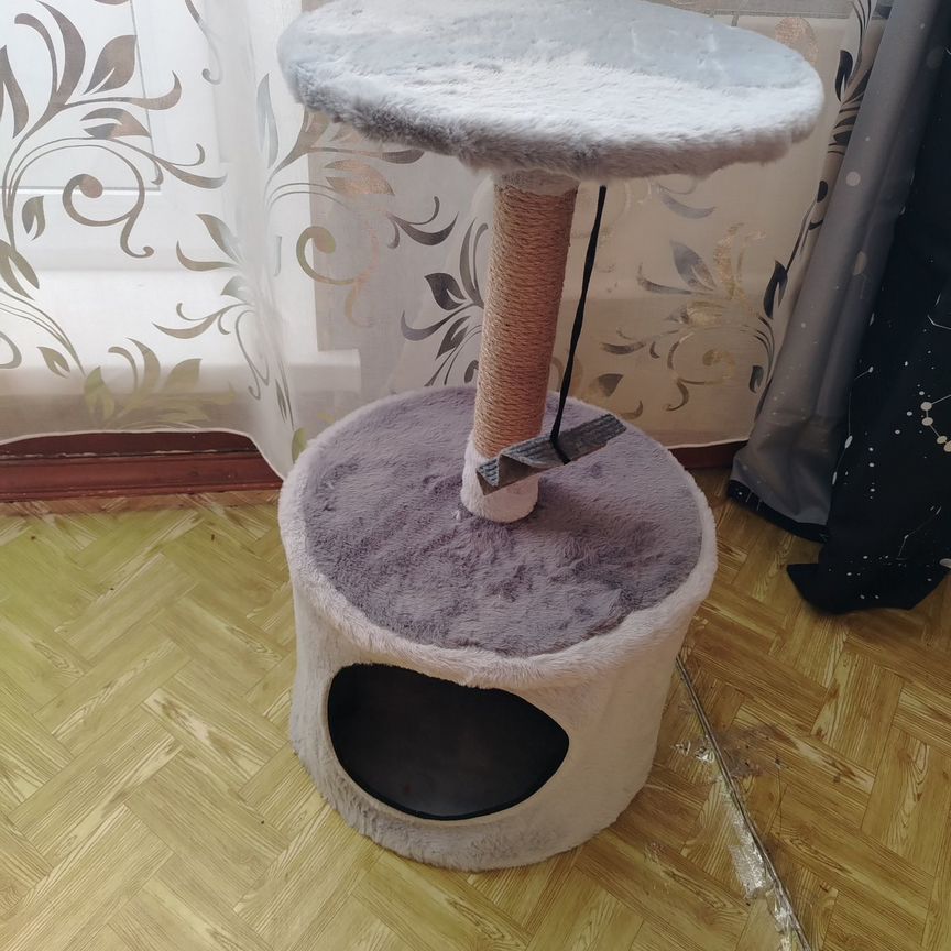 Домик для кошки с когтеточкой