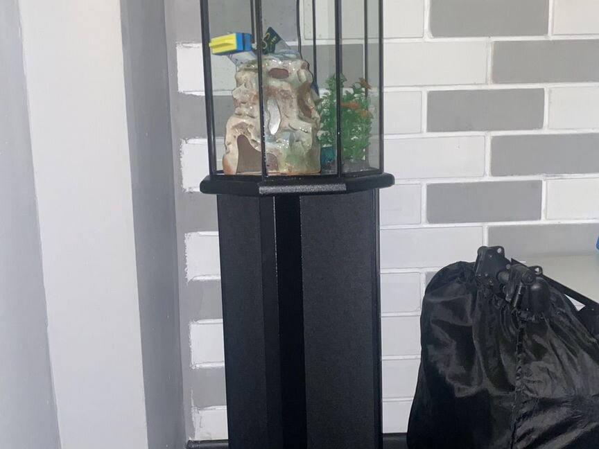 Аквариум с тумбой