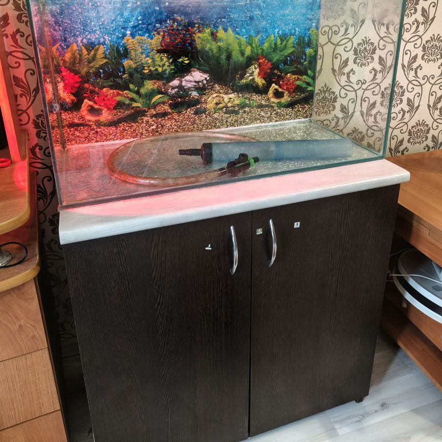 Аквариум 100 л с тумбой