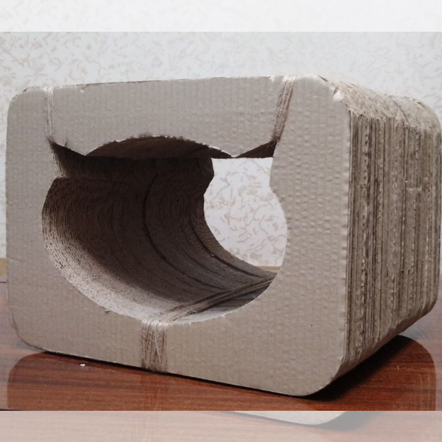 Когтеточка-домик из картона - бронь