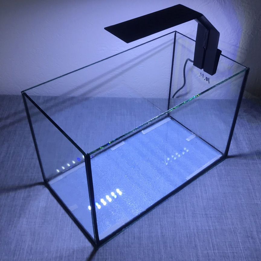 Светильник на аквариум