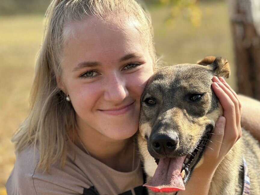 Ласковое солнышко попало в приют