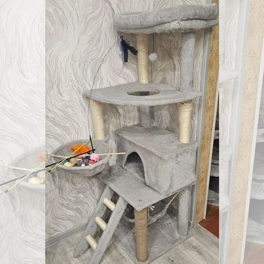 Кошачий домик с когтеточкой