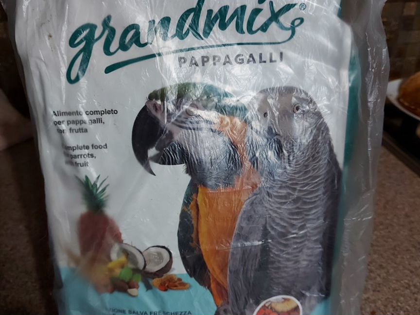 Корм для крупных попугаев