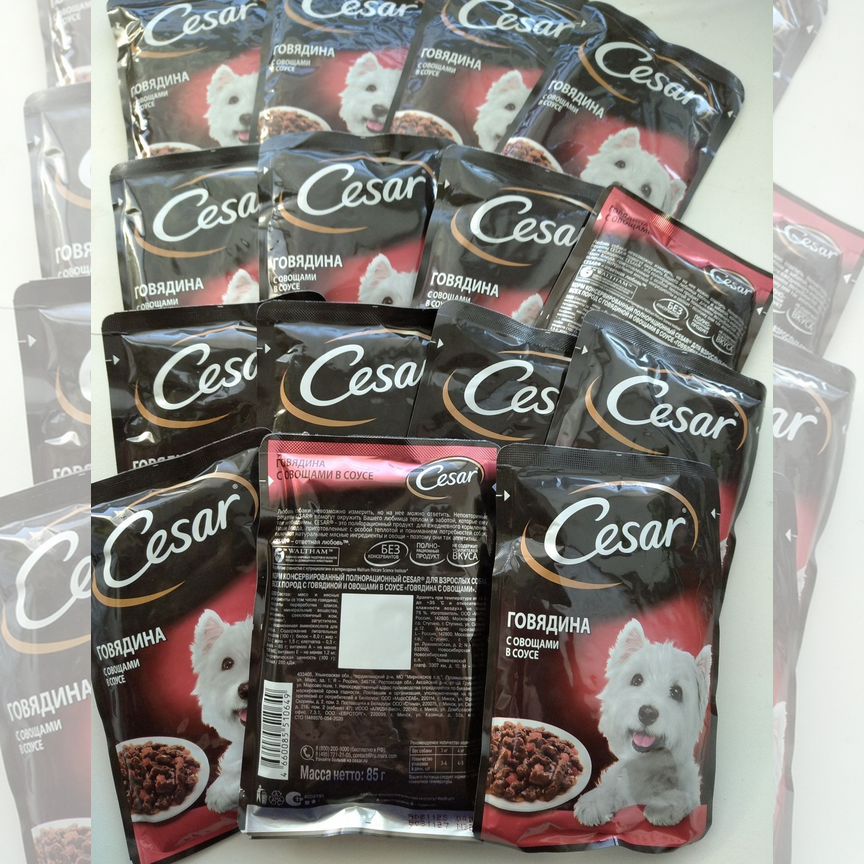 Корм для собак "Цезарь" и " Pedigree" влажный