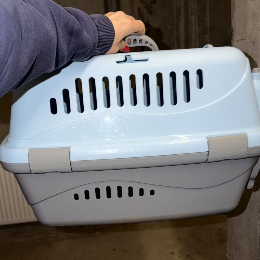 Переноска пластиковая для животных