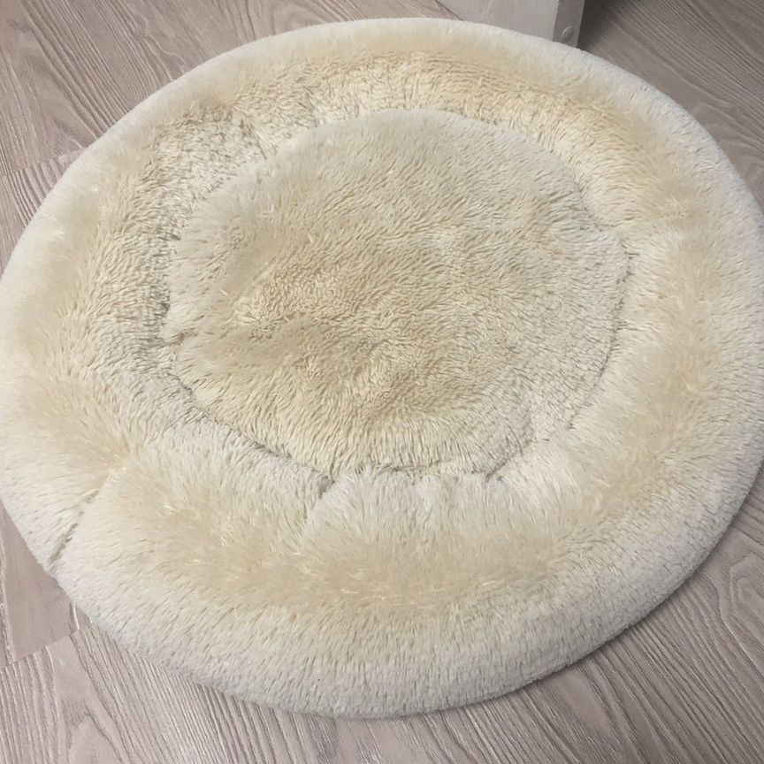 Лежанка для собак и кошек