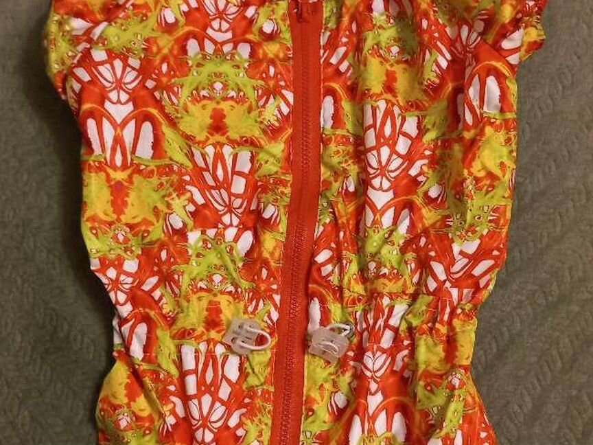 Комбинезон-плащ для маленькой собаки