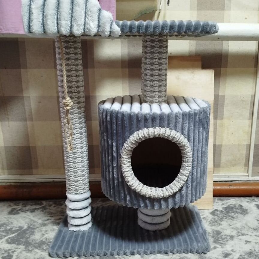 Когтеточка с домиком и лежанкой