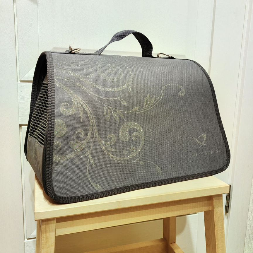 Переноска для кошек и собак