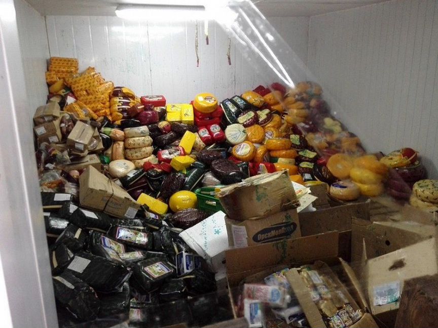 Просроченные продукты на корм для животных