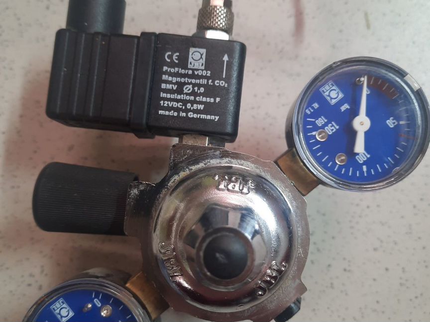 Редуктор CO2 JBL с балонами