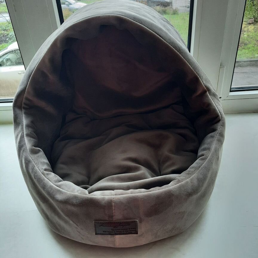 Лежанка домик для собаки