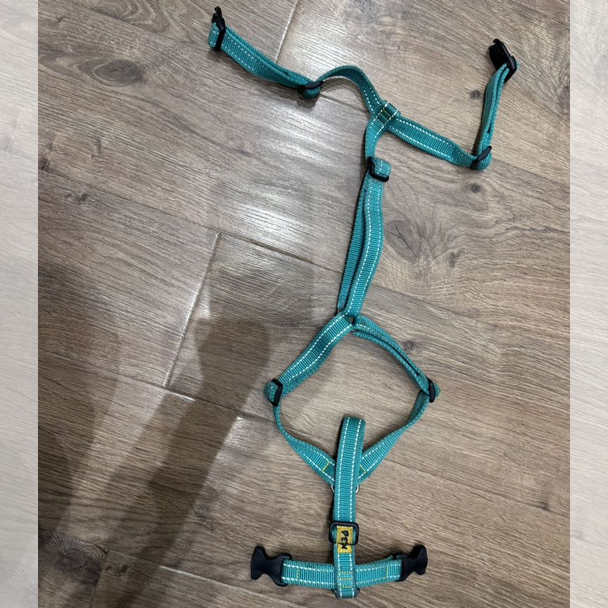 Шлейка для собак М