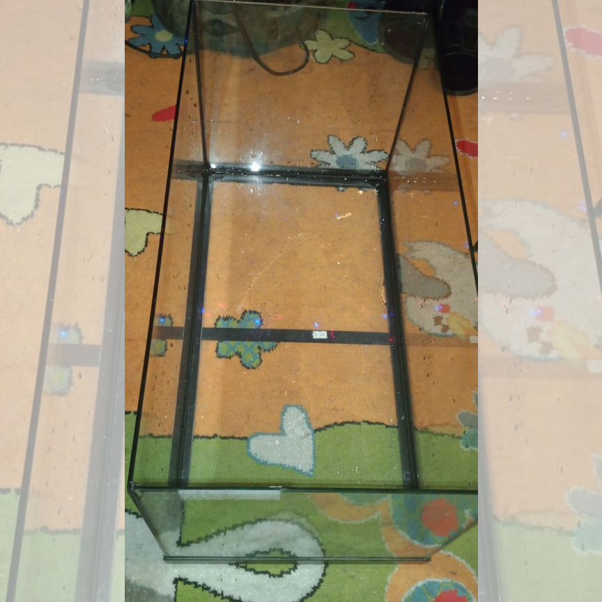 Аквариум 50л для хранения живых рыб