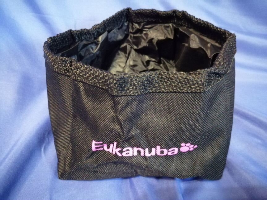 Миска складная новая. Новый ошейник, кожа