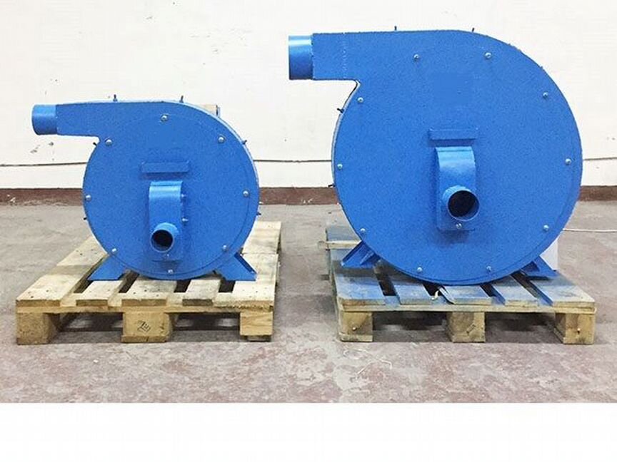 Зернодробилка самовсасывающая