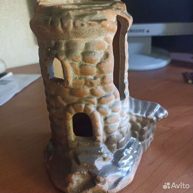 Грот, замок для аквариума