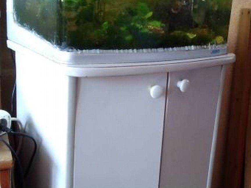 Продам аквариум с рыбками