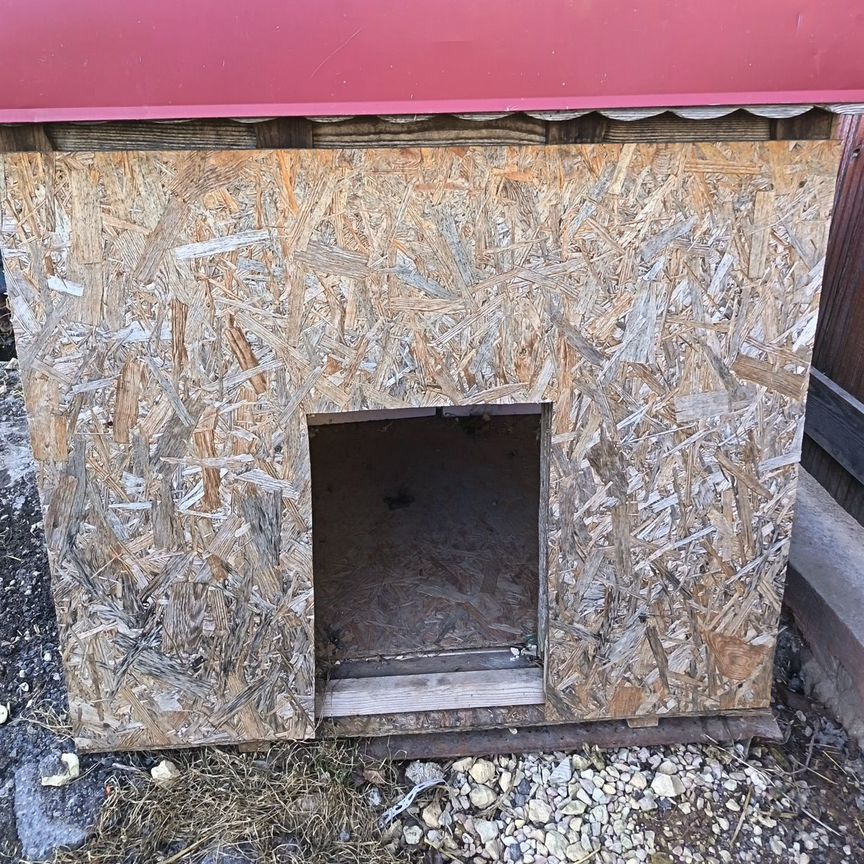 Будка для собаки утепленная