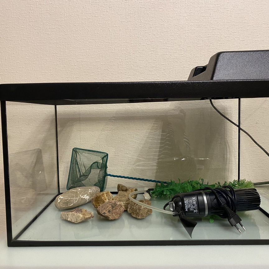 Аквариум с подсветкой