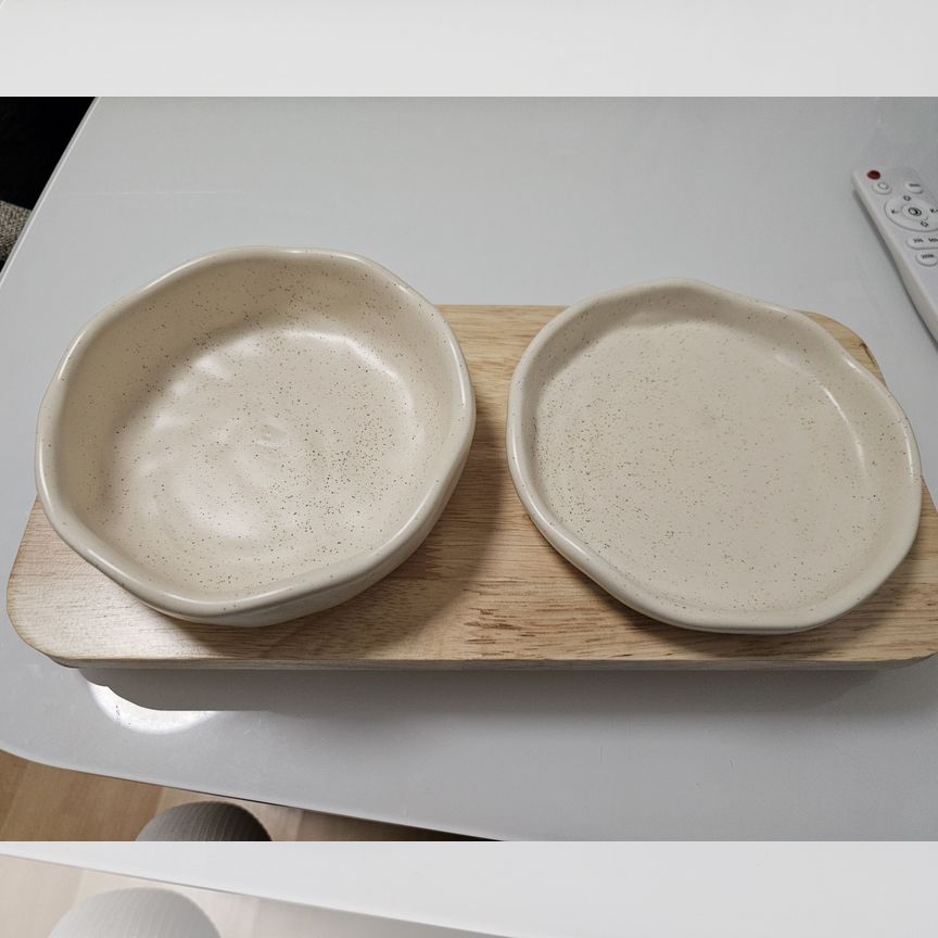 Миска для кошек и собак мелких пород