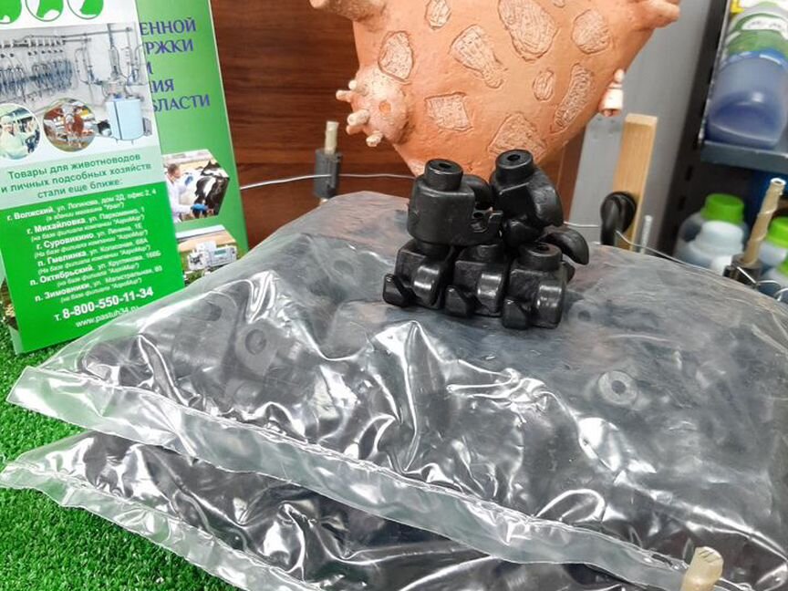 Изоляторы для электропастуха на деревянные стойки